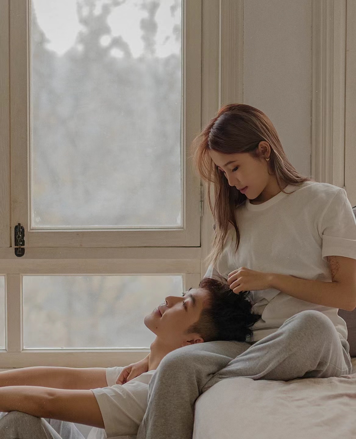 女人正面站立简单画法-528时尚网