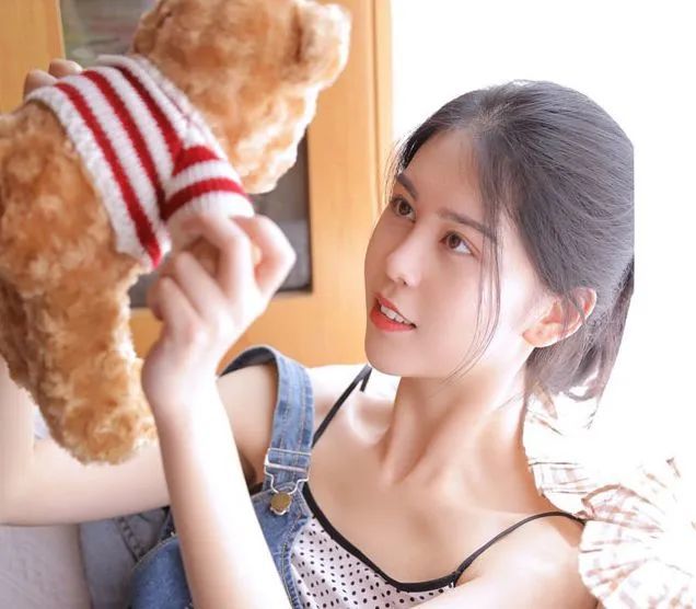女生允许你追她4个暗示,女生允许你追她暗示什么 528时尚